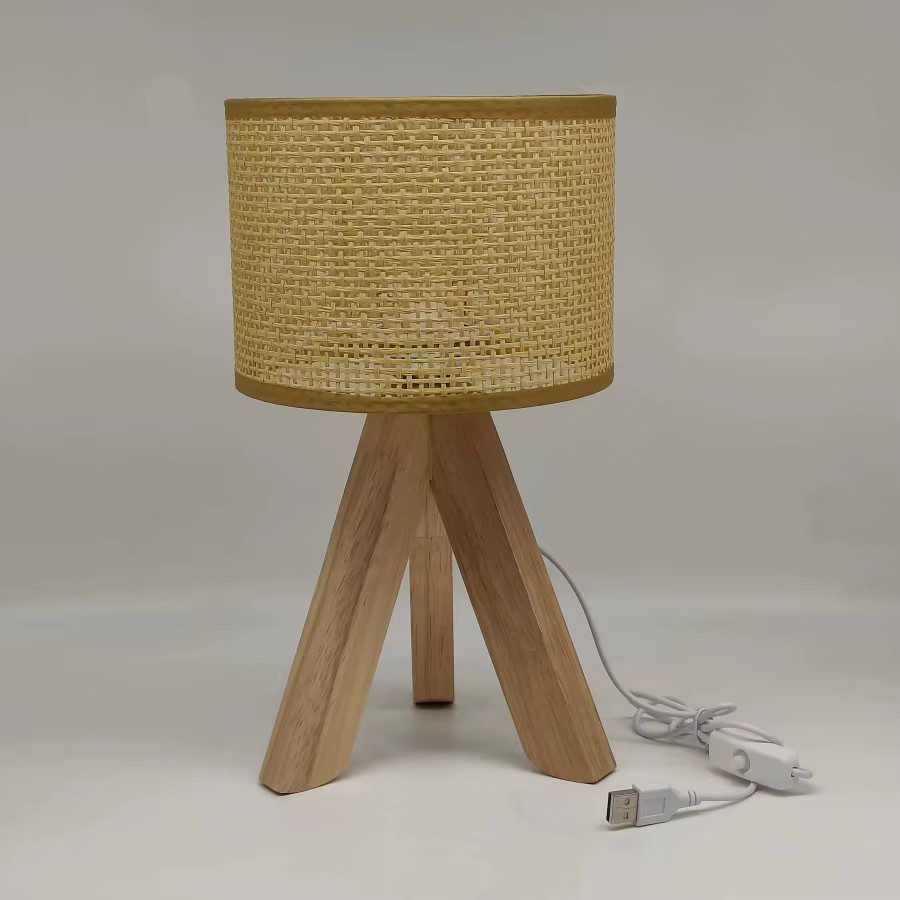 Abajur de Mesa Tripé de Bambu - Millenium Brazil
